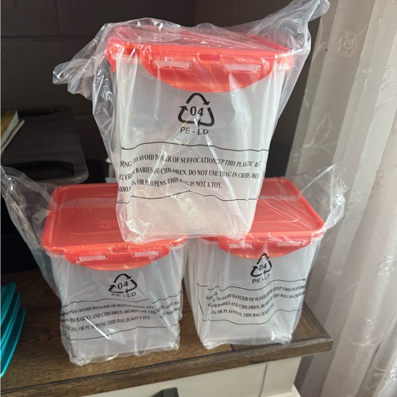 locknlock | Kitchen | Lock N Lock Food Storage Container | Poshmark